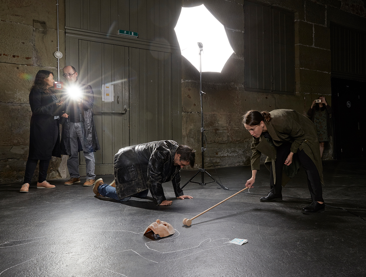 Theater Chur: Mörder unter uns – lie:zeit online