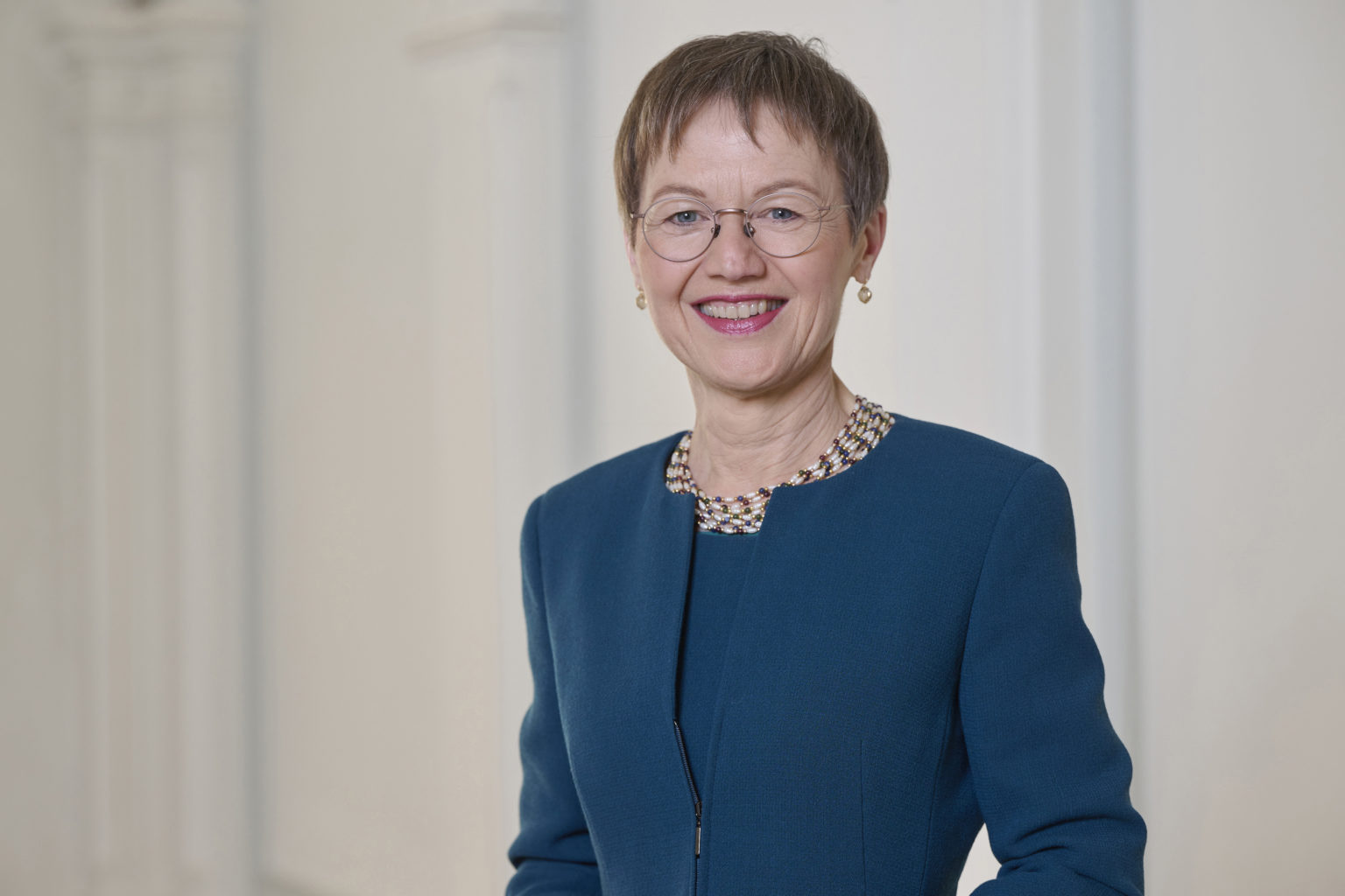 Kleine Anfragen an Regierungschefin Brigitte Haas – lie:zeit online